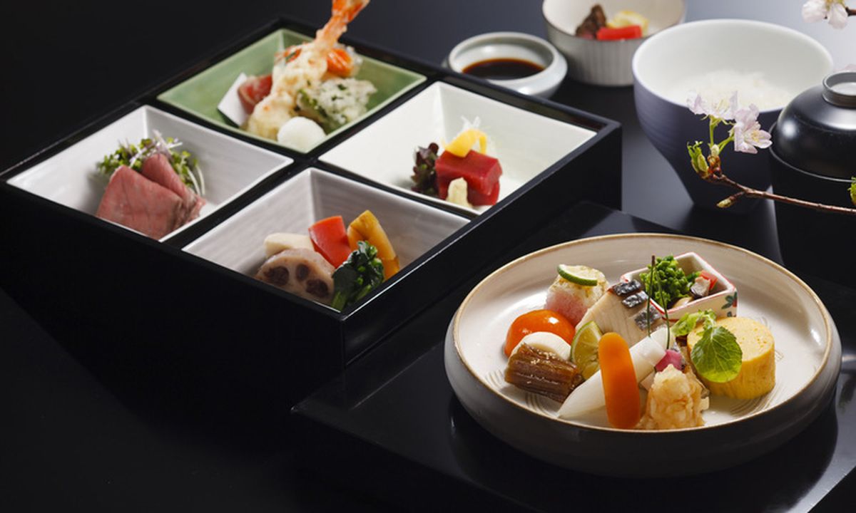 Marunouchi "Shichi Jyu Ni Kou" - The Tokyo Station Hotel - Restaurant ...