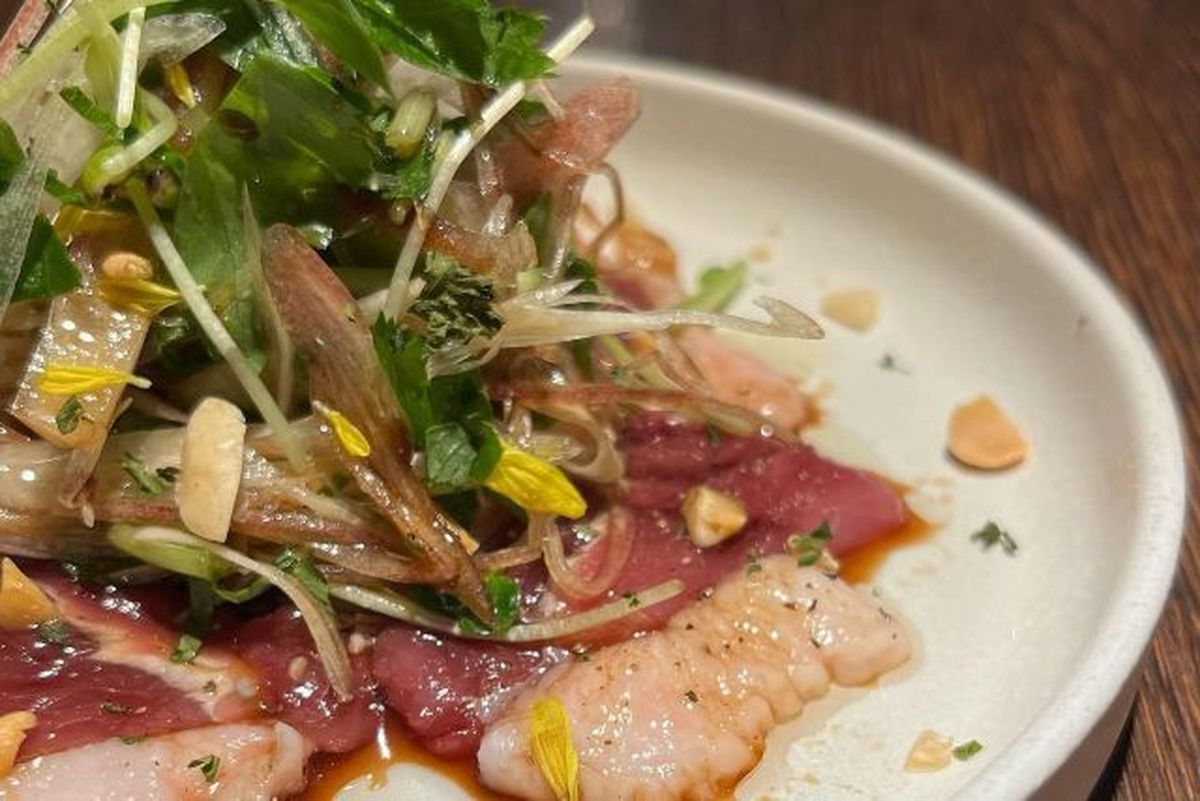 Dashi to kozara itarian Admani - Restaurant Guide - TableCheck