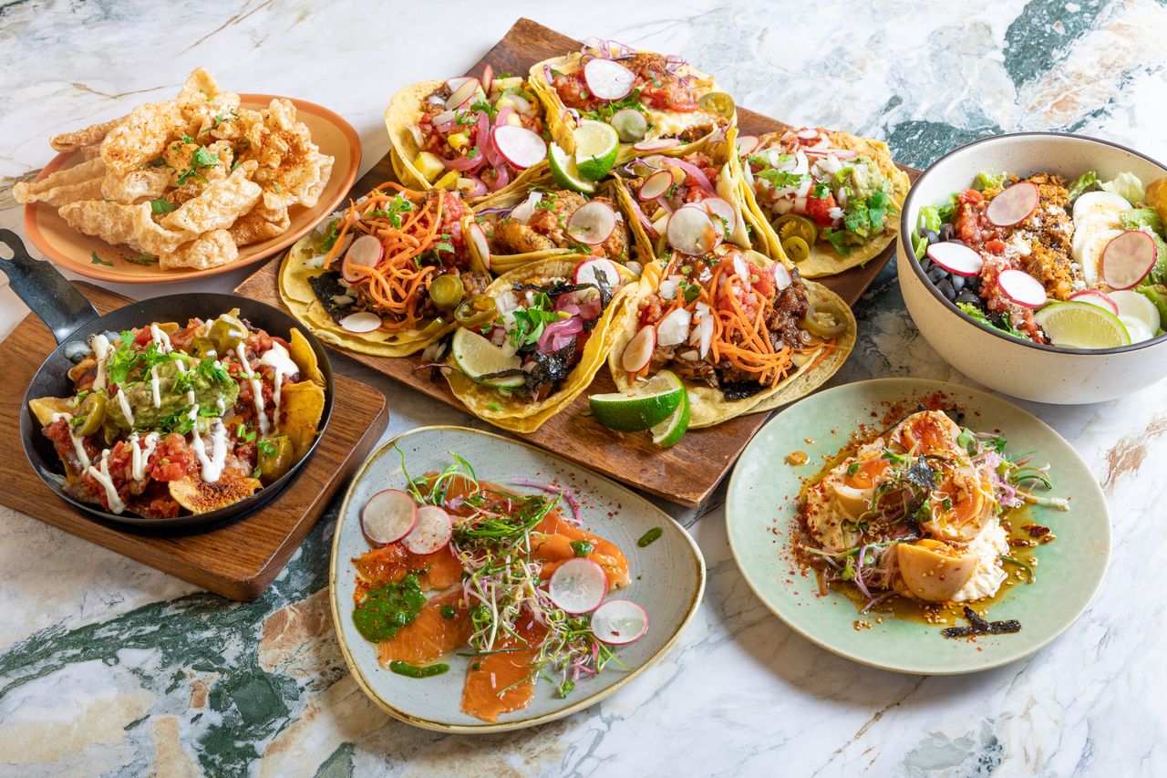 Molé TAQUERIA Y BAR（丸の内） - Restaurant Guide - TableCheck